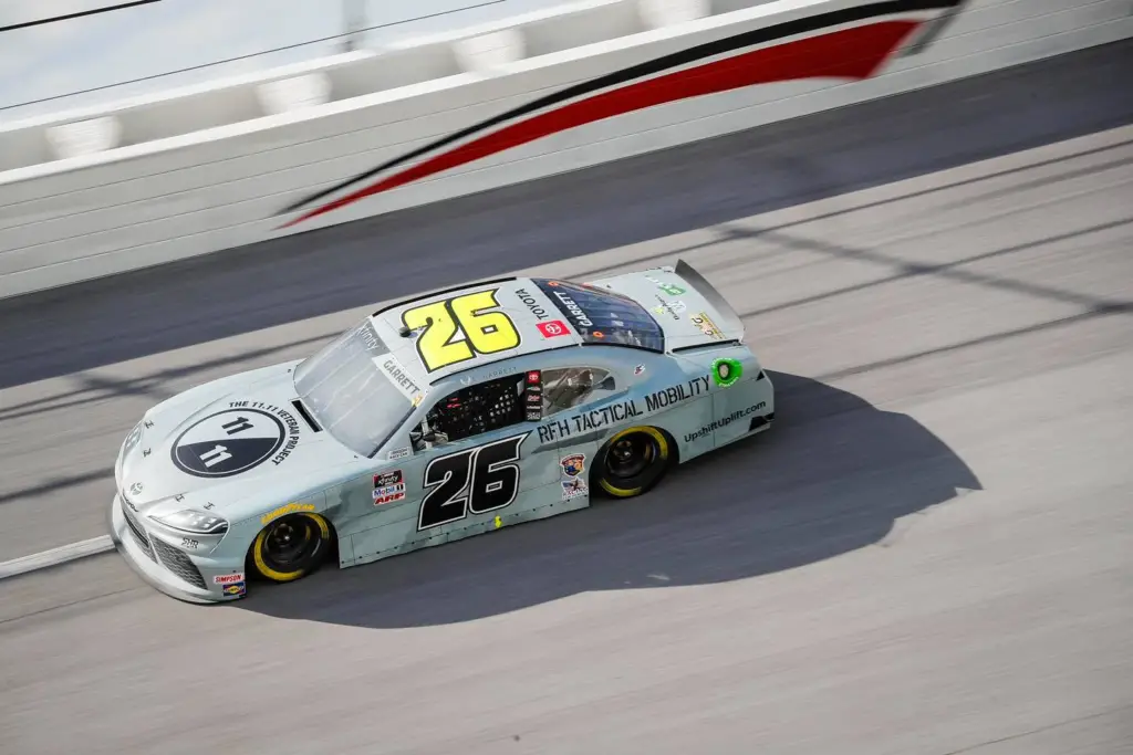 26 -- Sam Hunt Racing Paint Schemes | TobyChristie.com