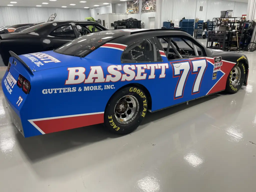 77 -- Bassett Racing Paint Schemes | TobyChristie.com