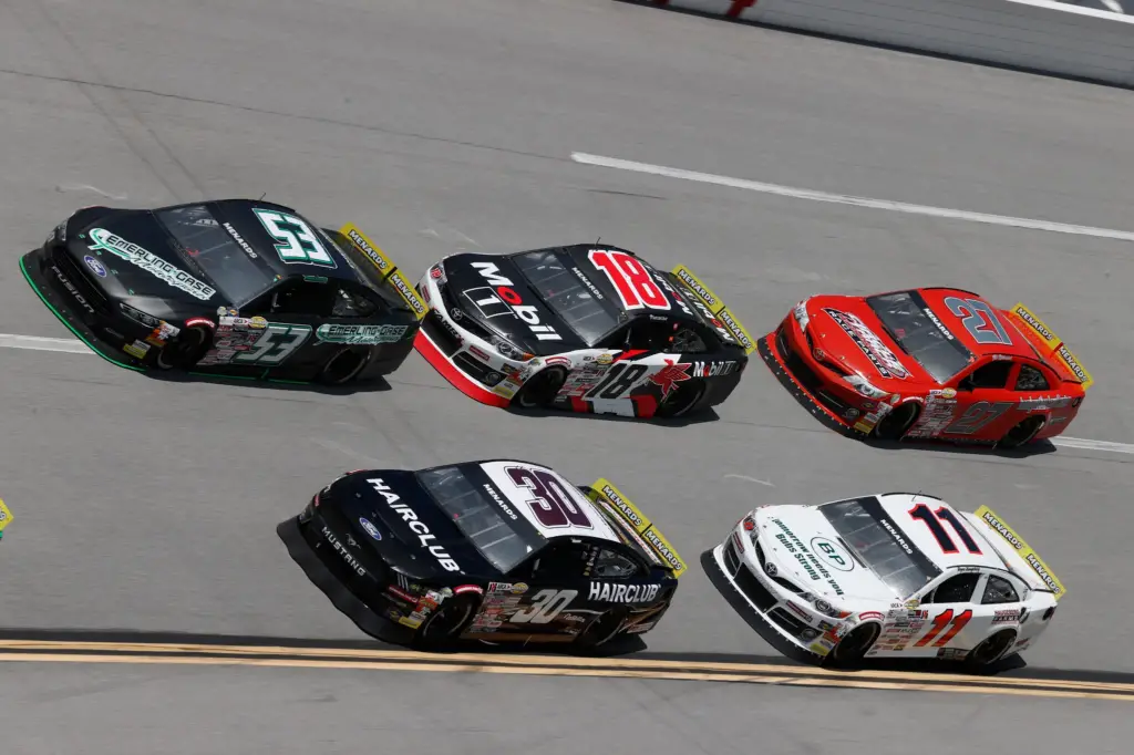 2023 No. 11 Fast Track Racing Paint Schemes | TobyChristie.com