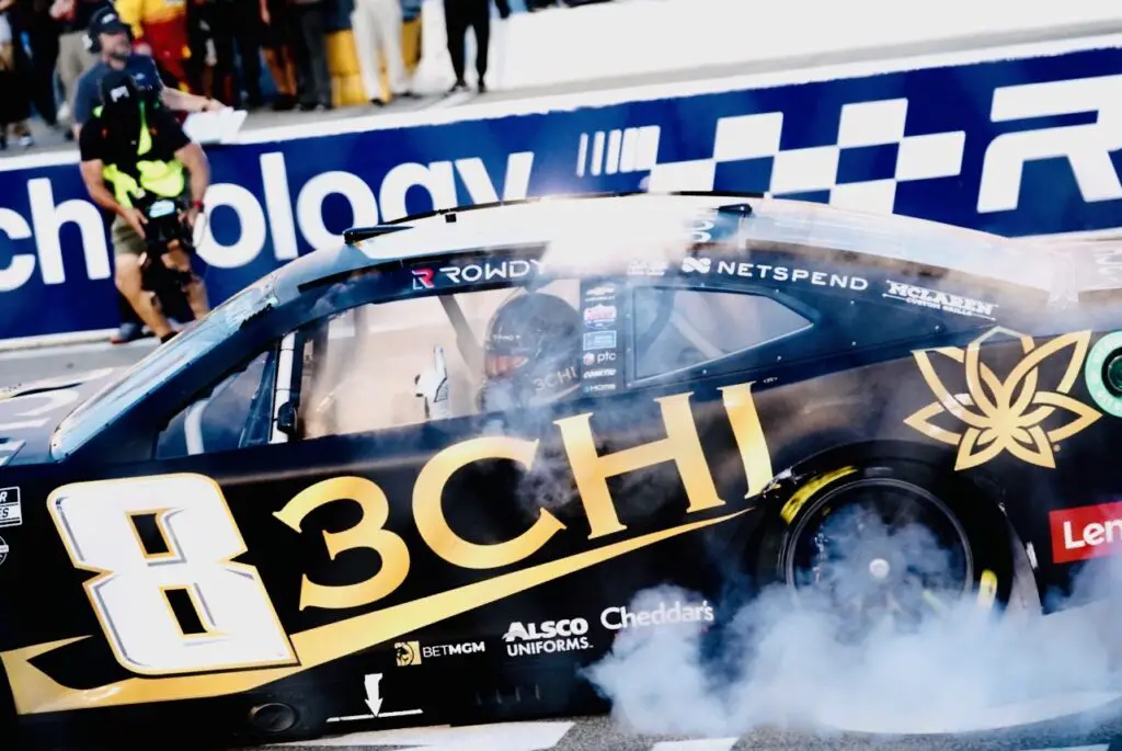 Inspection Complete: Kyle Busch Officially Wins Enjoy Illinois 300 at ...