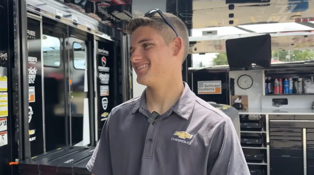 Landen Lewis Draws Comparisons to Legends From Hornaday