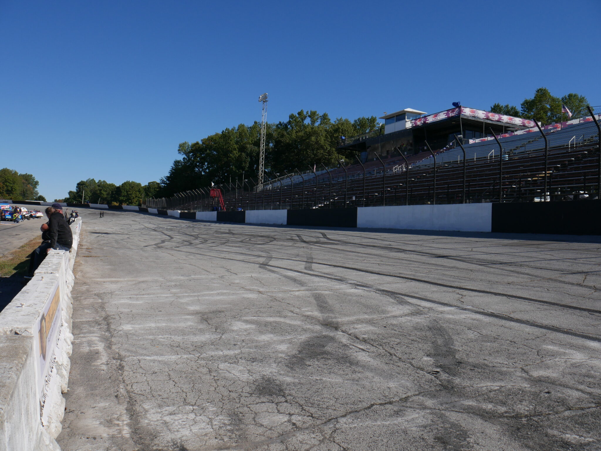 Slinging The High Side At Salem: Previewing the Atlas 200