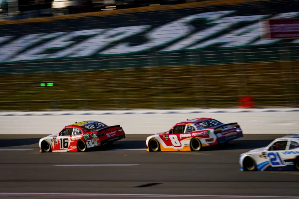 No. 16 Kaulig Racing Campers Inn RV