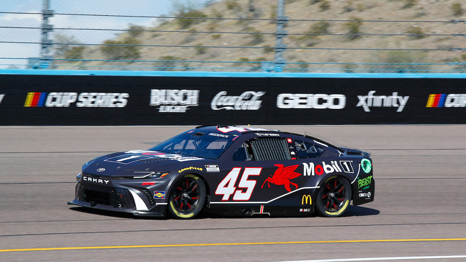 No. 45 23XI Racing Mobil 1 Paint Scheme | TobyChristie.com