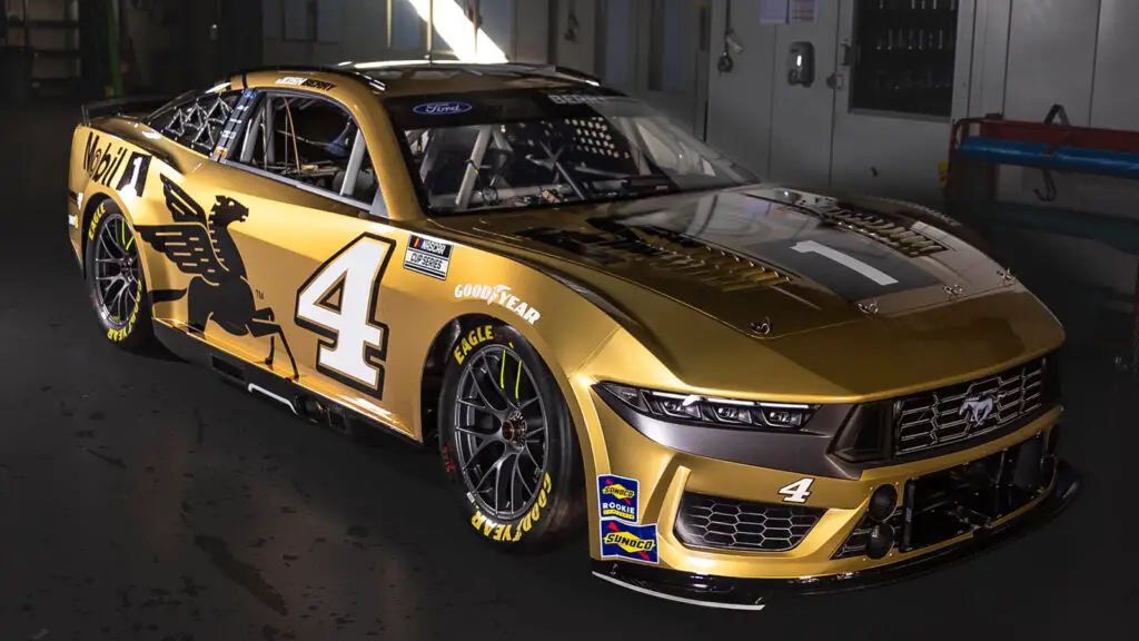 No. 4 Stewart-Haas Racing Mobil 1 50th Anniversary Paint Scheme ...