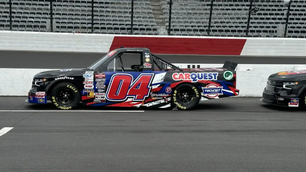 No. 04 Roper Racing CarQuest Auto Parts | TobyChristie.com