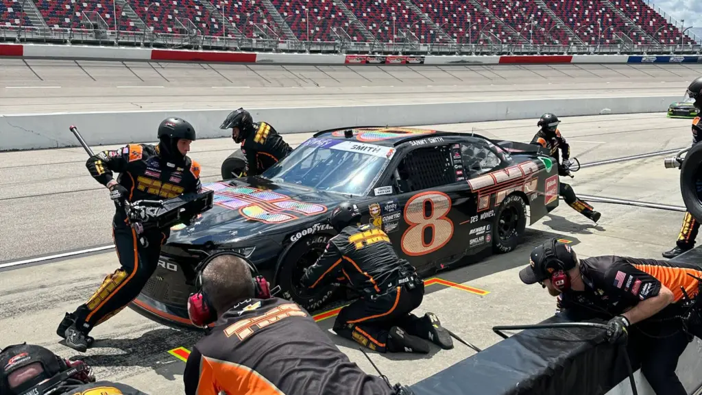 No. 8 JR Motorsports TMC Transportation Throwback | TobyChristie.com