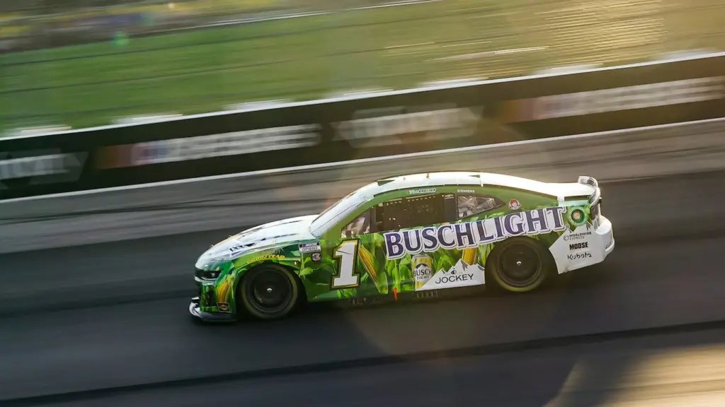 No. 1 Trackhouse Racing Busch Light for the Farmers | TobyChristie.com