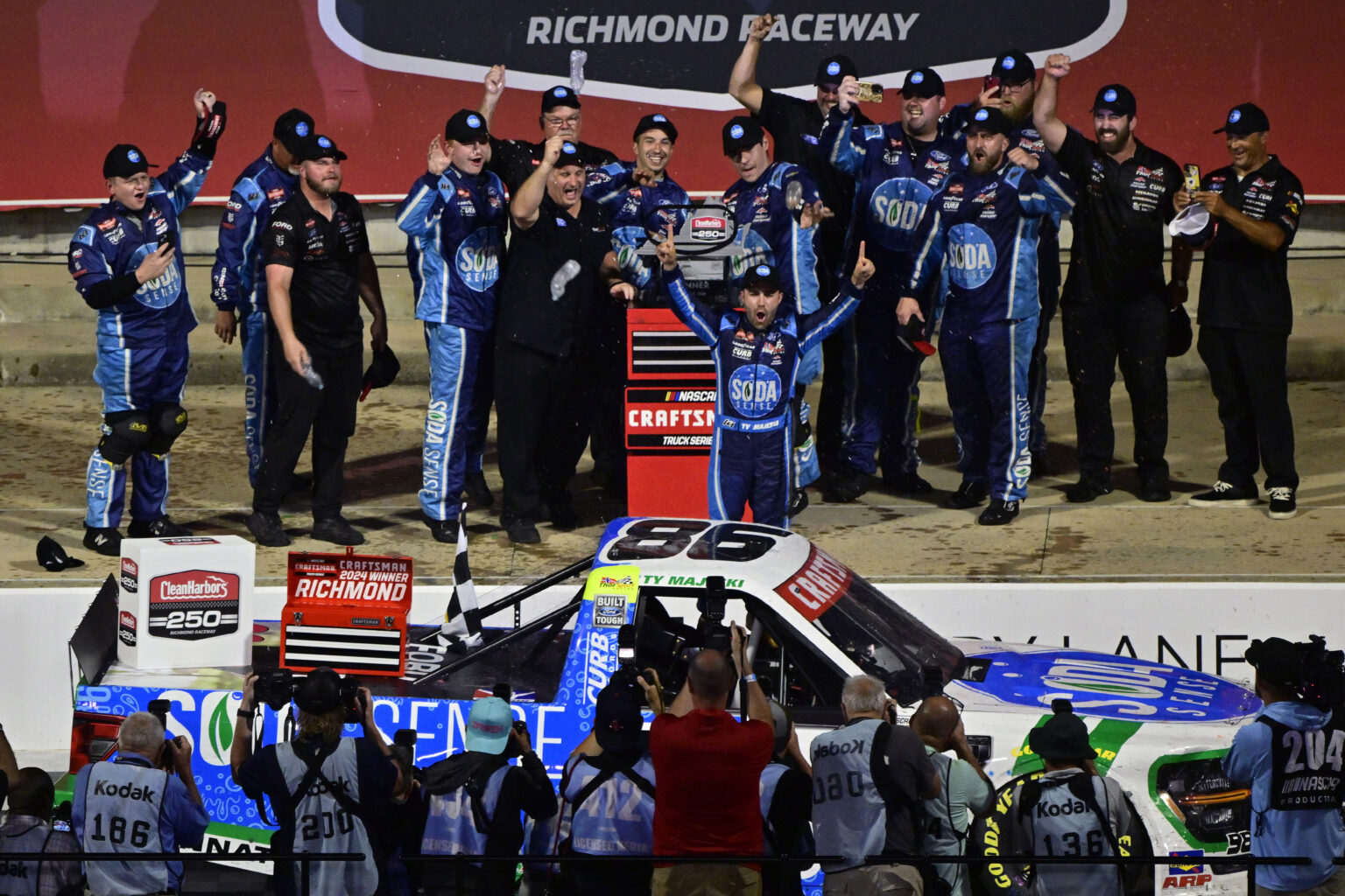 Majeski Goes Back to Back, Eckes Secures Regular Season Title at ...