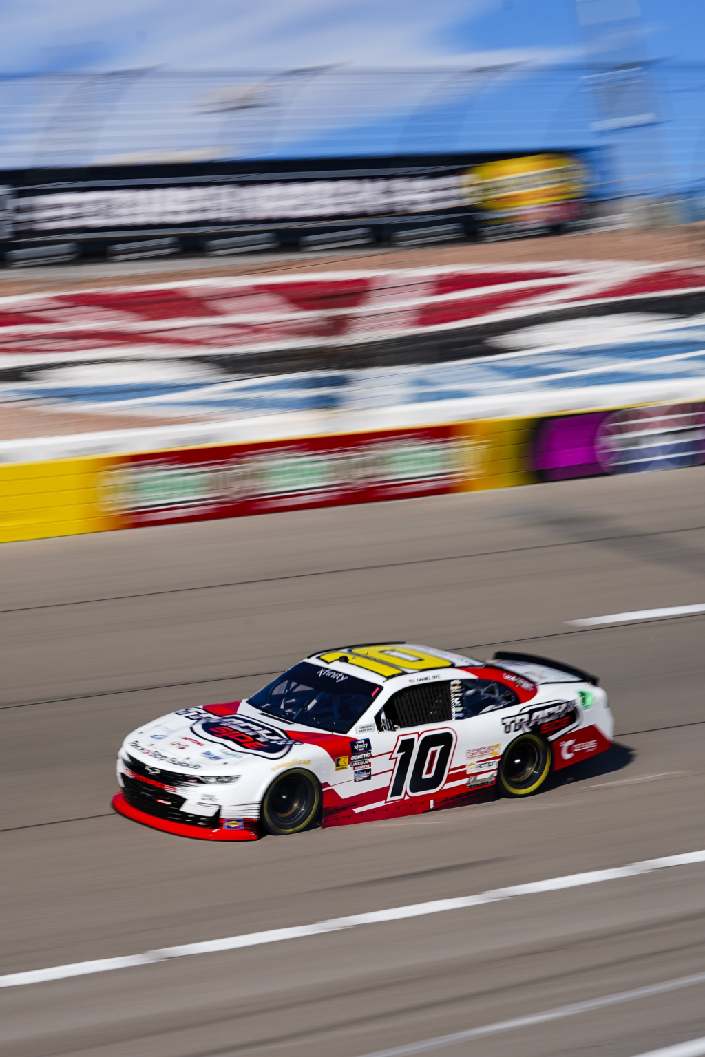 No. 10 Kaulig Racing Trackside | TobyChristie.com