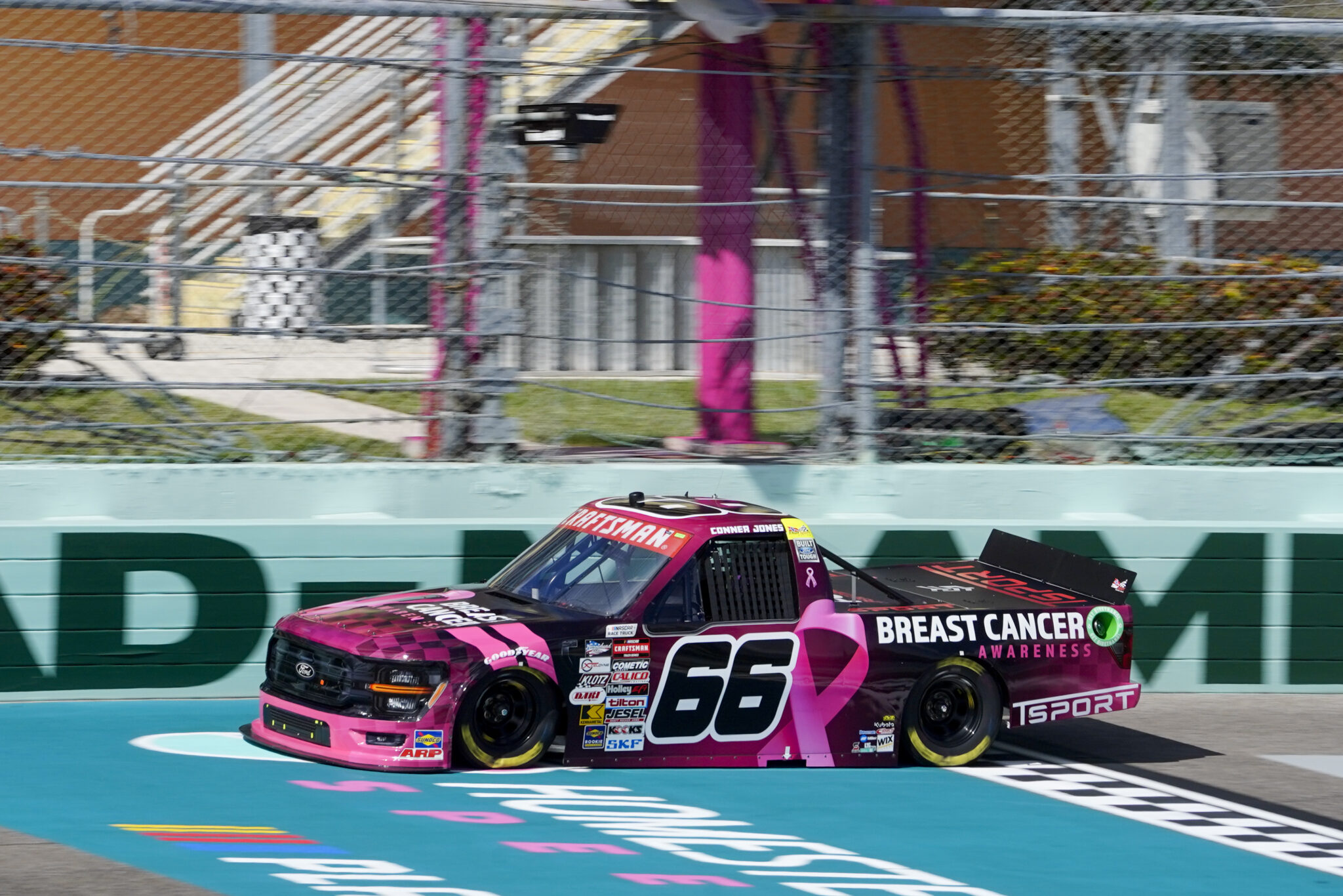 No. 66 ThorSport Racing Breast Cancer Awareness | TobyChristie.com