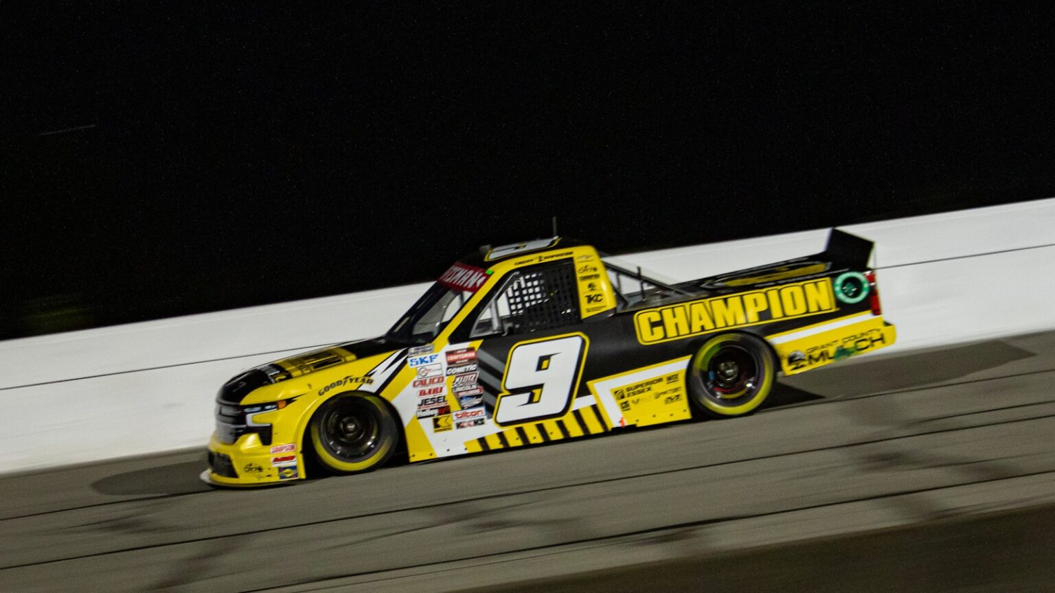 Champion Power Equipment Returns to CR7 Motorsports for 19 Races ...