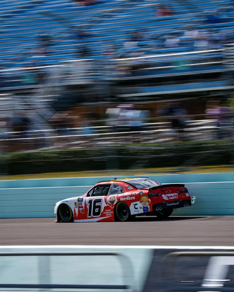 No. 16 Kaulig Racing Campers Inn RV | TobyChristie.com