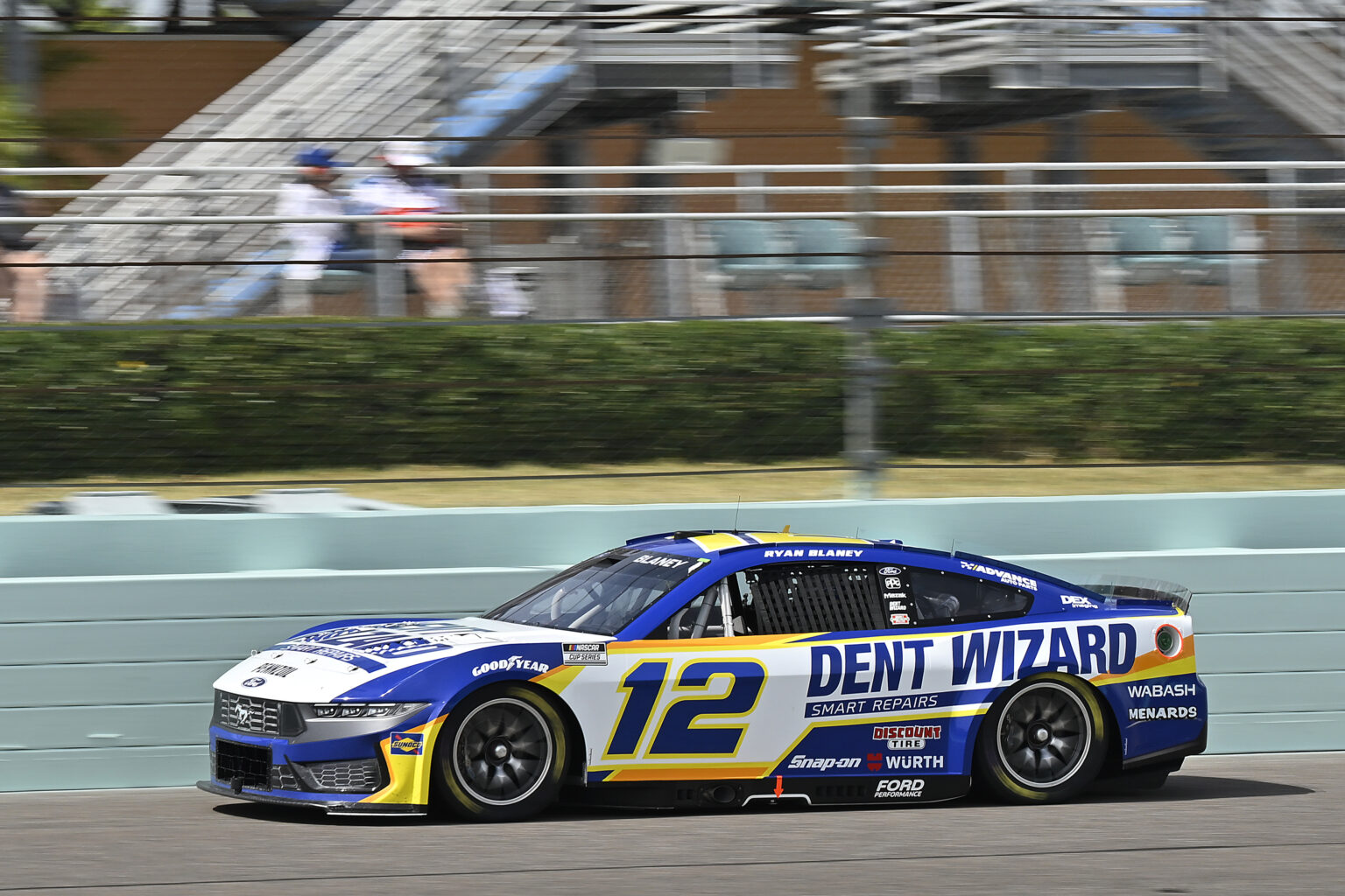 No. 12 Team Penske Dent Wizard | TobyChristie.com