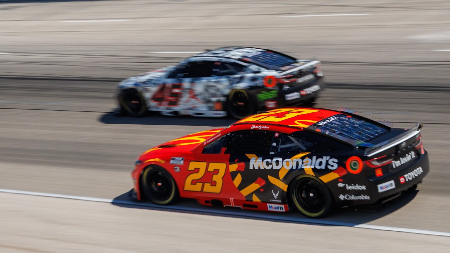 NASCAR's Injunction Appeal Heard; Court Suggests Mediation