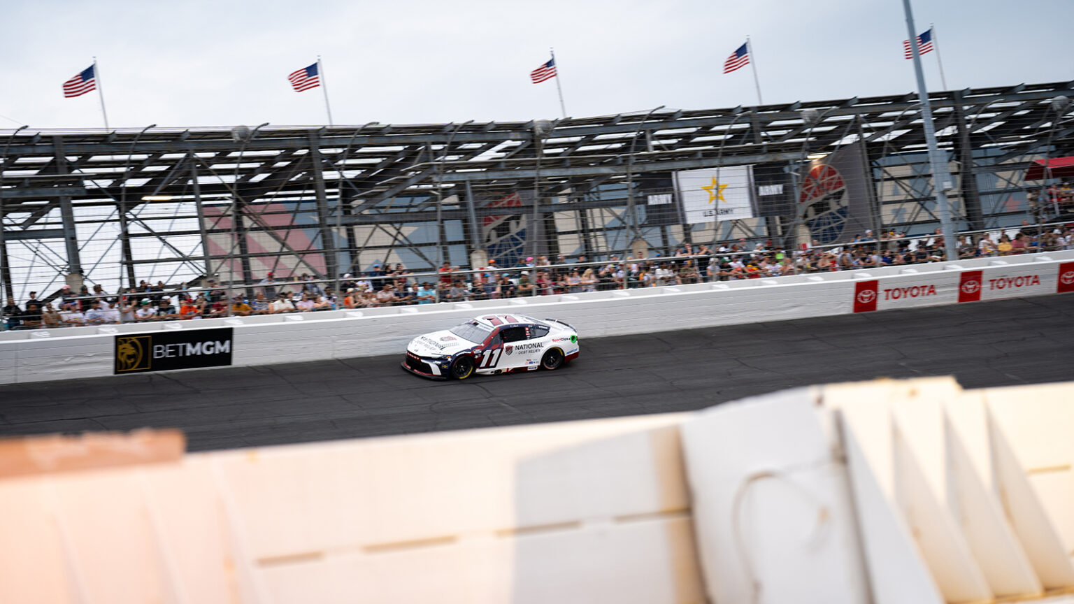 Joe Gibbs Racing, Bob's Discount Furniture Reach Multi-Year Partnership ...