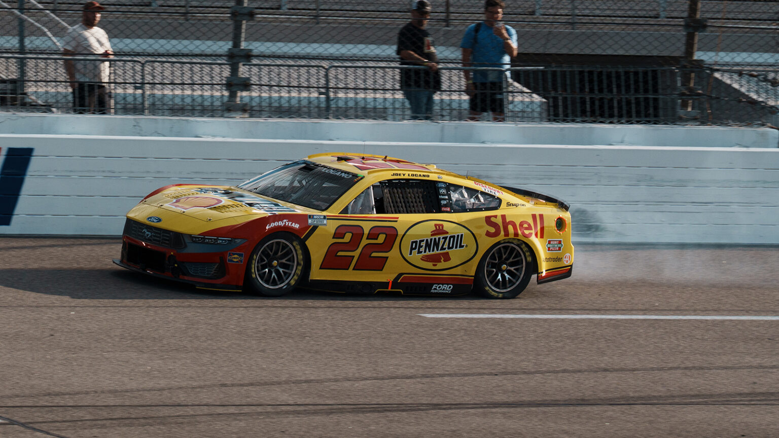 Joey Logano, Todd Gilliland to the Rear Prior to Green Flag at Richmond ...
